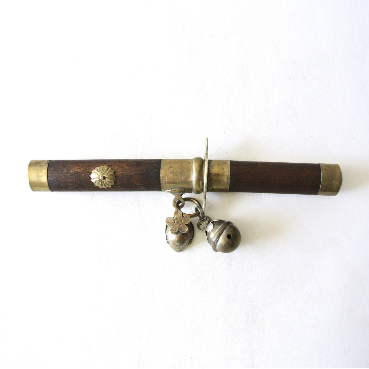 Korean "Eunjangdo" Dagger with Gold and Wooden Design – Oriantique